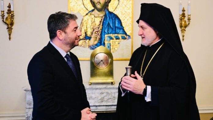 Androulakis meets with Archbishop Elpidophoros of America in US